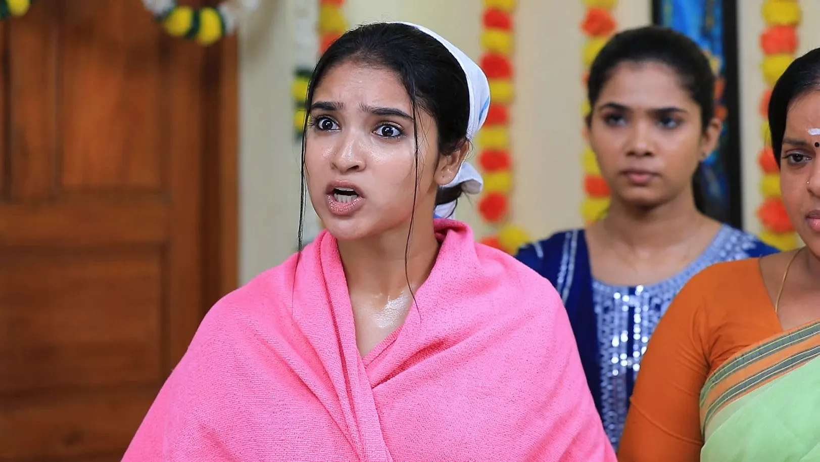 Manasellam TV Serial Online - Watch Latest Show Episodes on ZEE5