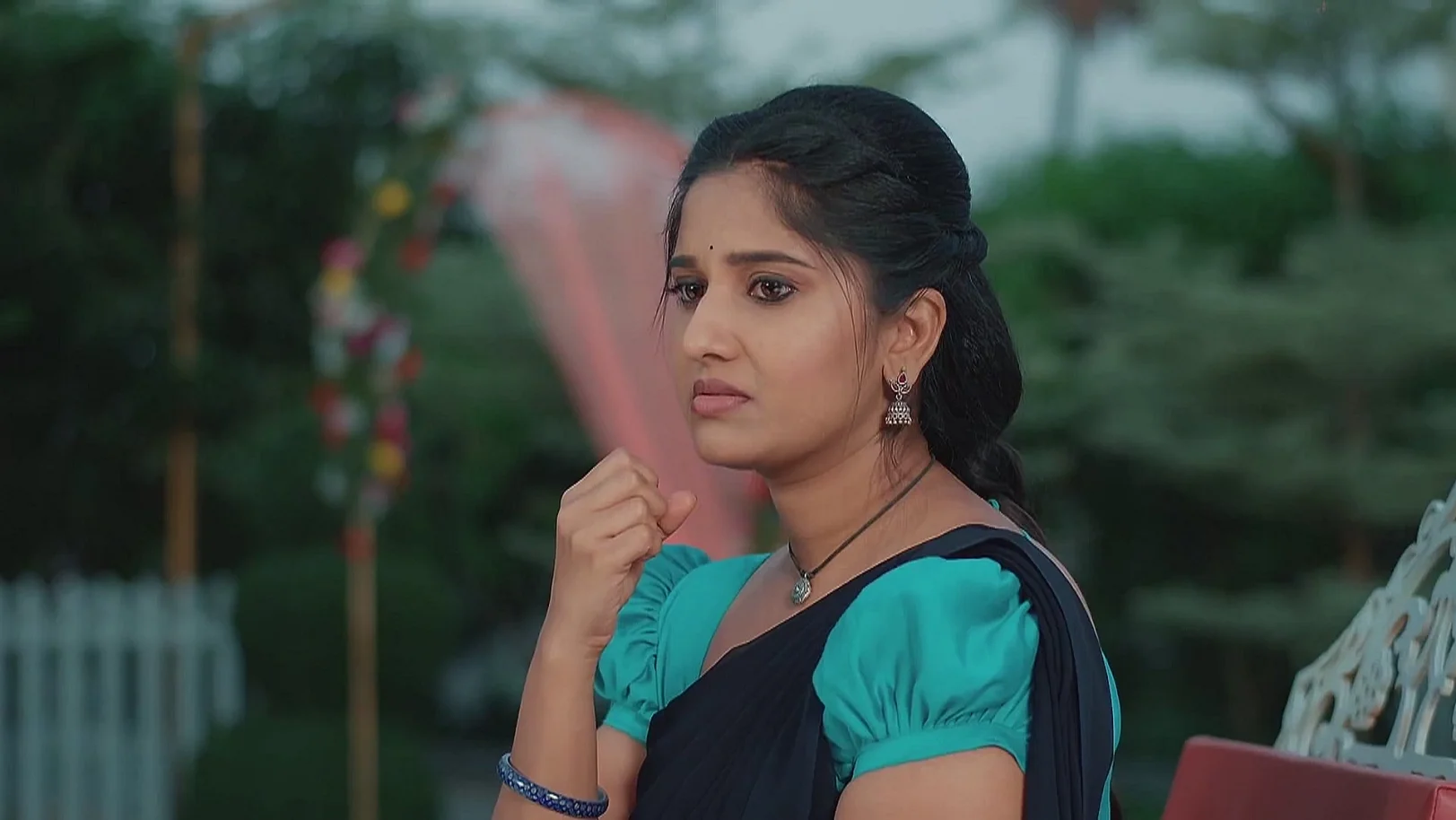 Chamanthi TV Serial Online - Watch Latest Show Episodes on ZEE5