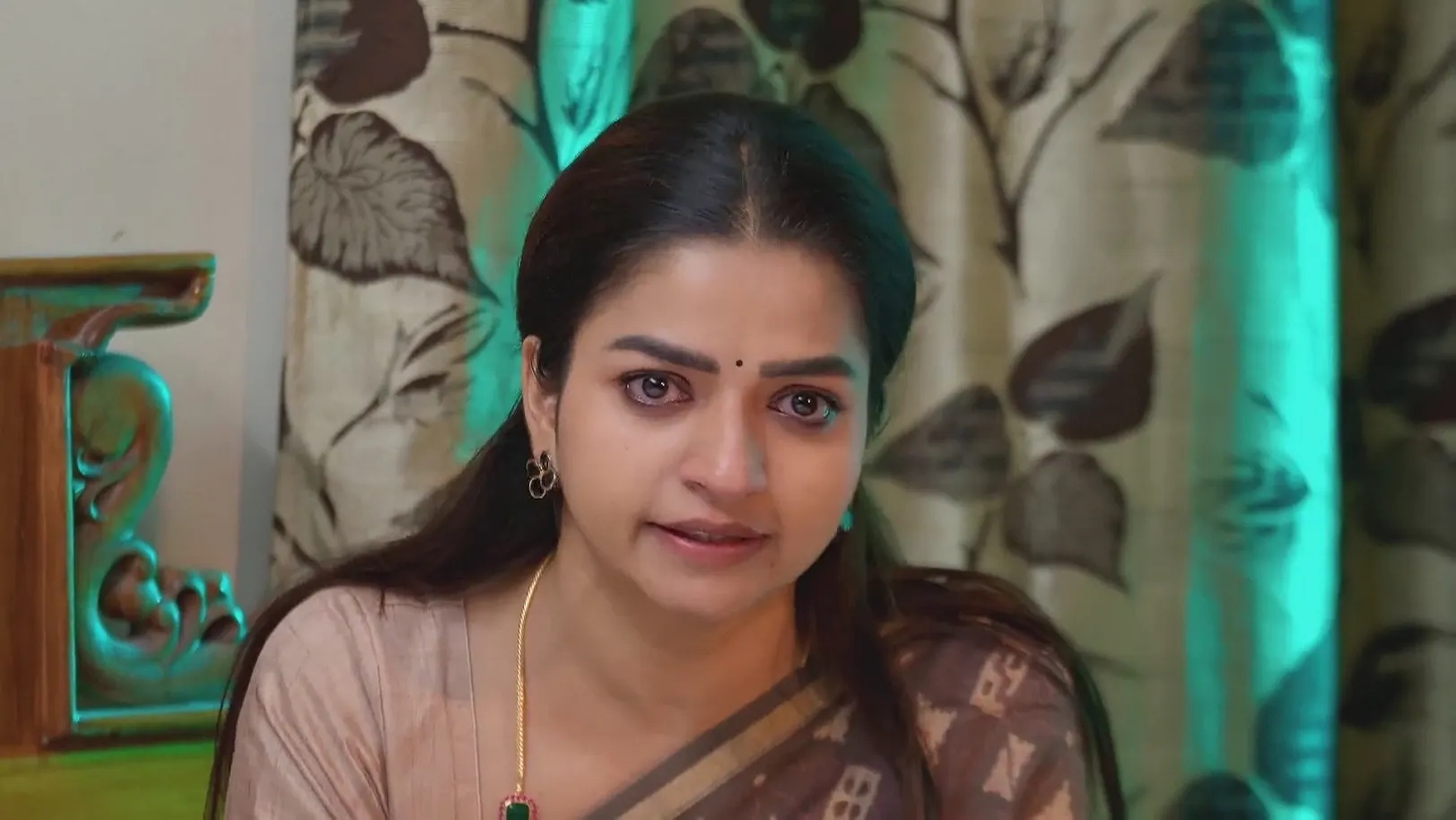 Watch Anna Latest Episodes Online Exclusively on ZEE5