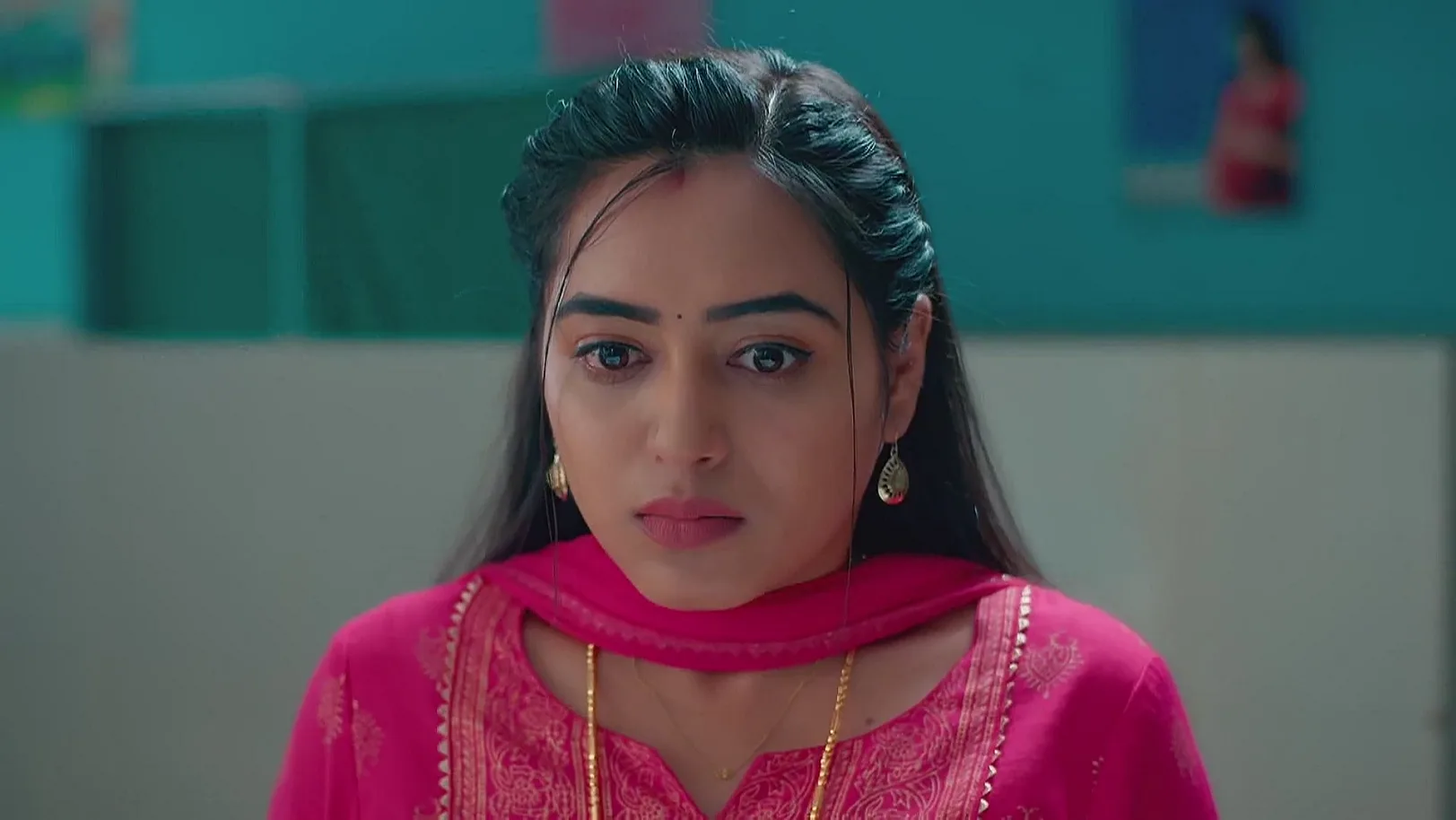 Akale TV Serial Online - Watch Latest Show Episodes on ZEE5