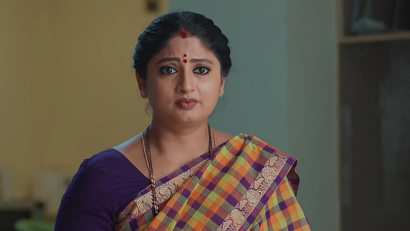 Chamanthi TV Serial Online - Watch Latest Show Episodes on ZEE5