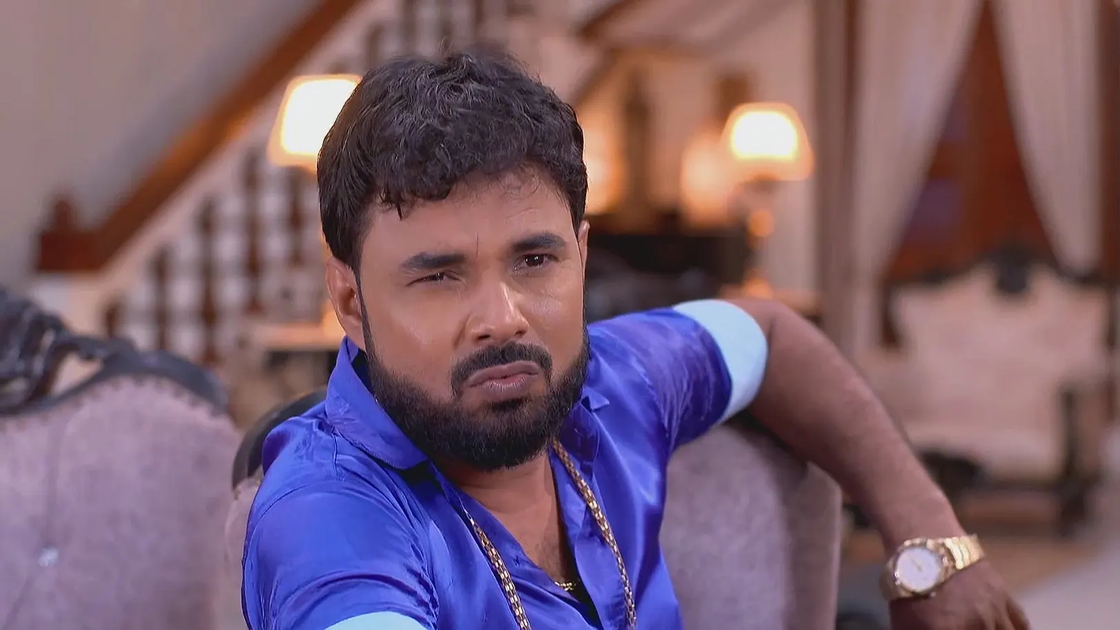 Watch Amader Dadamoni Latest Episodes Online Exclusively on ZEE5