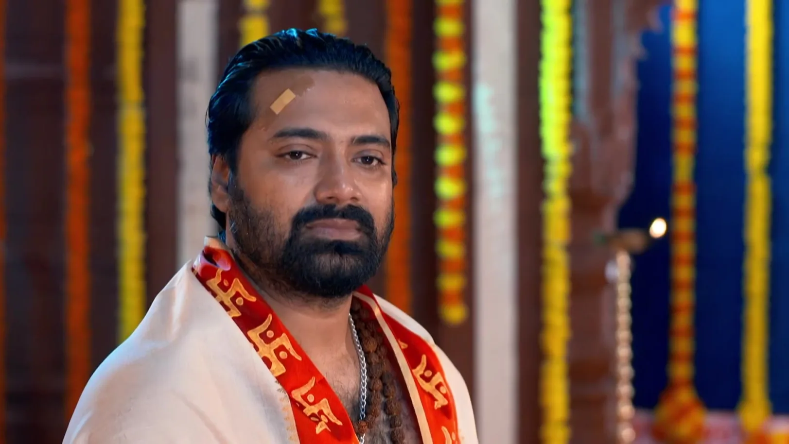 Watch Amader Dadamoni Latest Episodes Online Exclusively on ZEE5