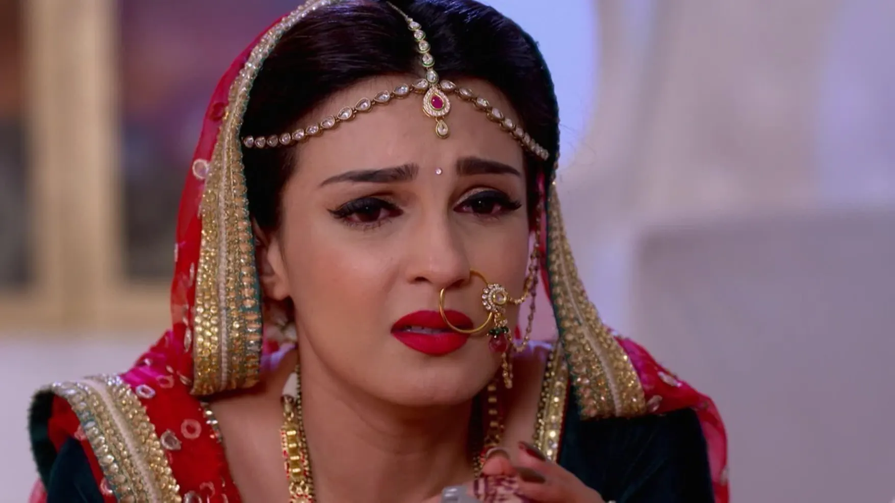 Watch Jamai Raja TV Serial 6th October 2016 Full Episode 596 Online On ZEE5