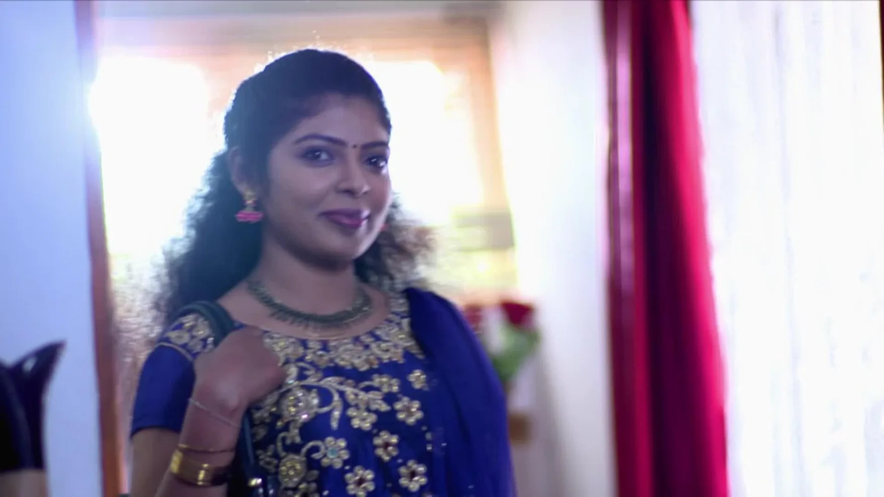 Watch Chembarathi TV Serial 19th January 2019 Full Episode 46 Online on ...