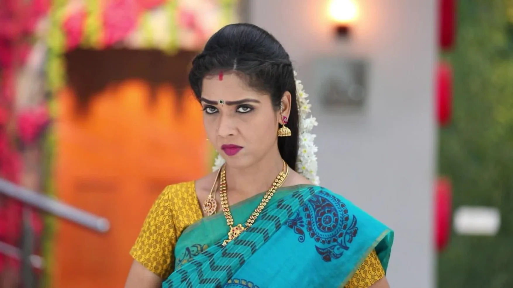Watch Sembaruthi TV Serial 21st February 2019 Full Episode 407 Online ...