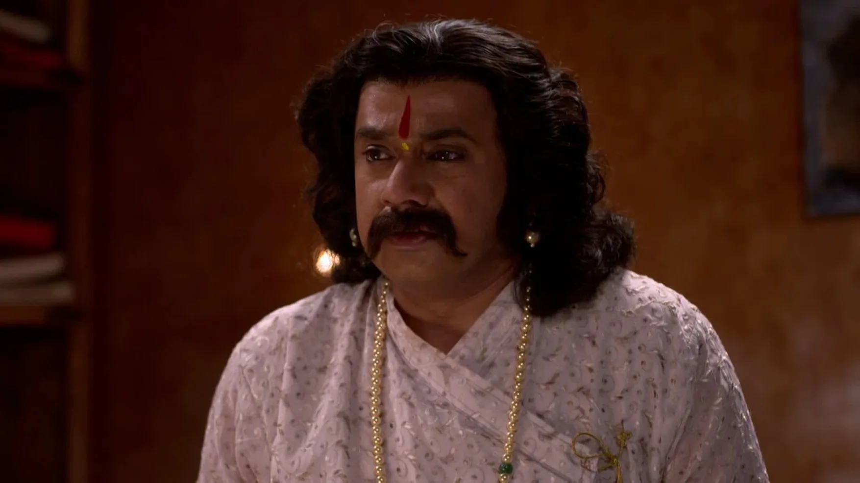 Watch Kavi Kalash feels sad - Swarajyarakshak Sambhaji Highlights ...