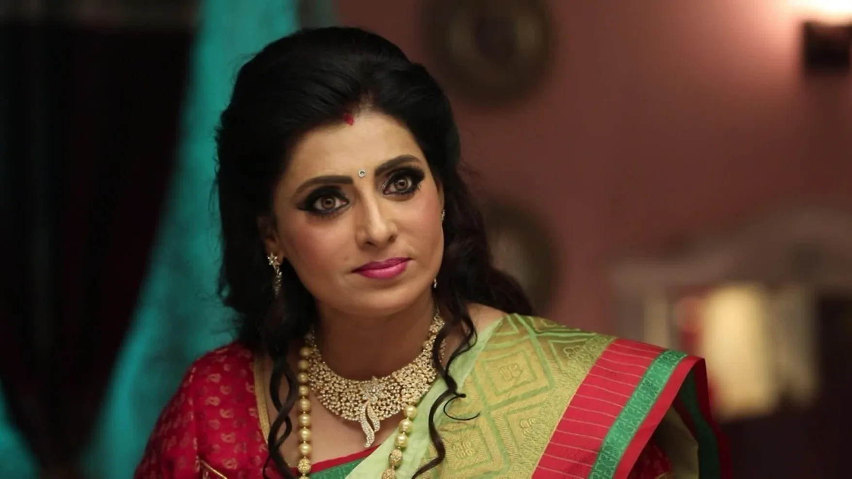 Watch Sembaruthi TV Serial 18th July 2019 Full Episode 533 Online on ZEE5