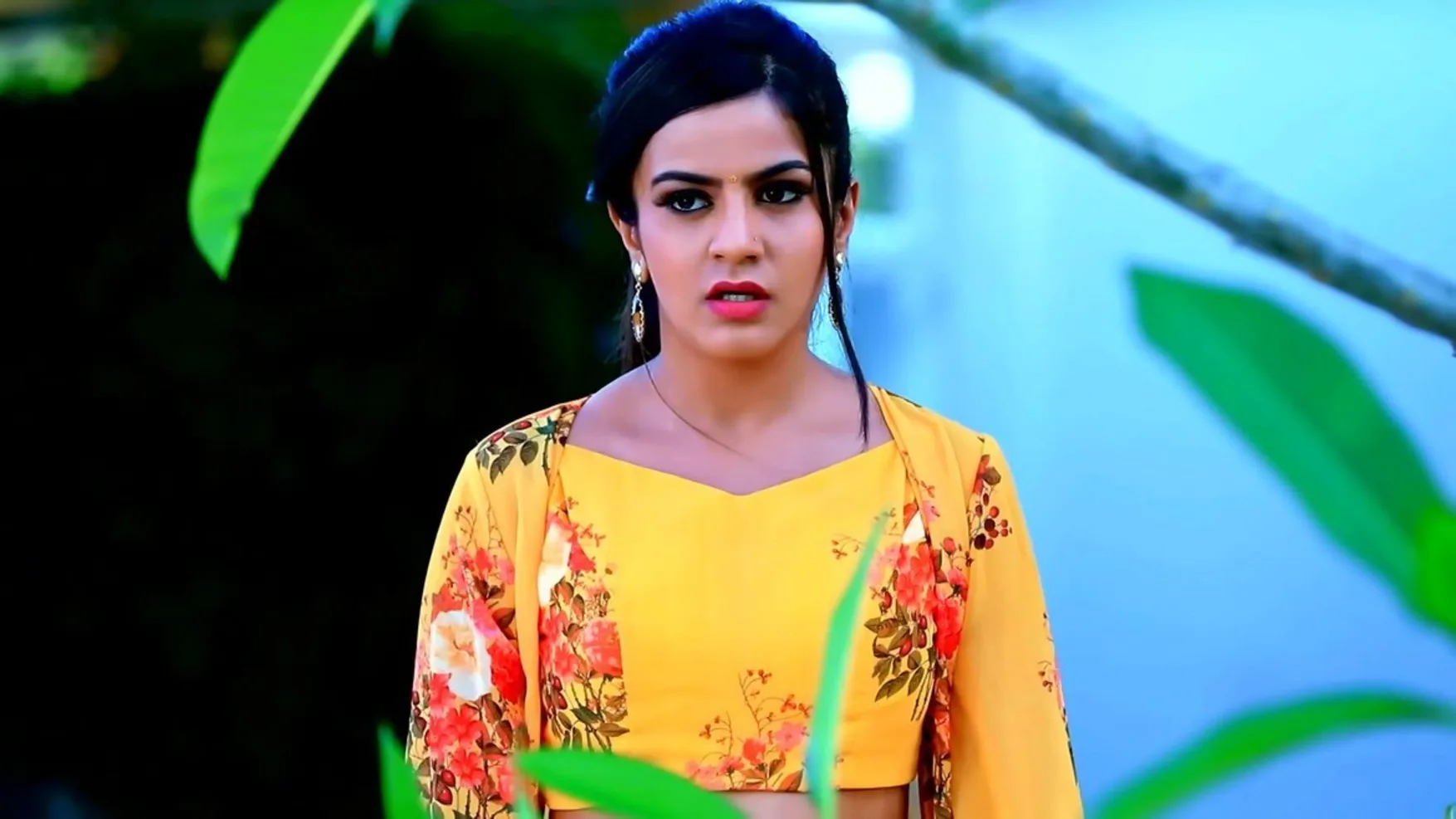 Watch Naagini TV Serial 25th August 2022 Full Episode 165 Online on ZEE5