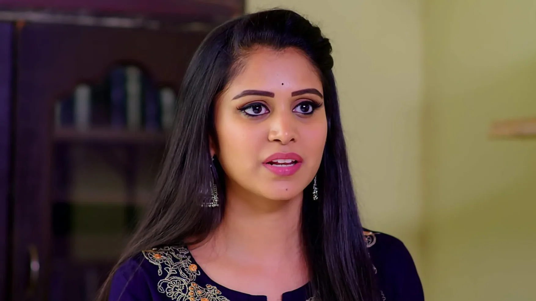 Watch Naag Kavach TV Serial 22nd August 2022 Full Episode 43 Online on ZEE5