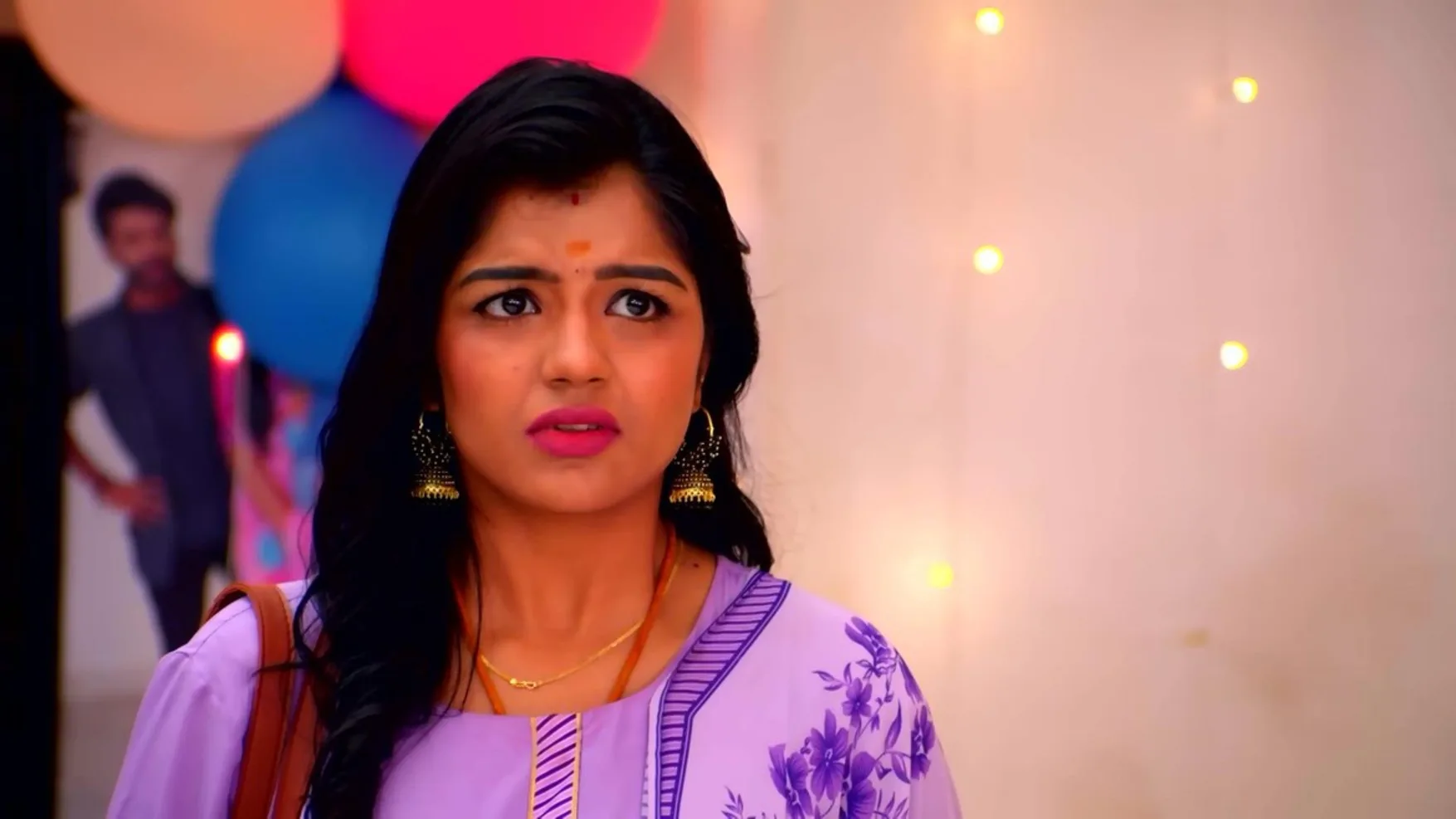 Watch Ninaithale Inikkum TV Serial Spoiler of 9th December 2022 Online ...