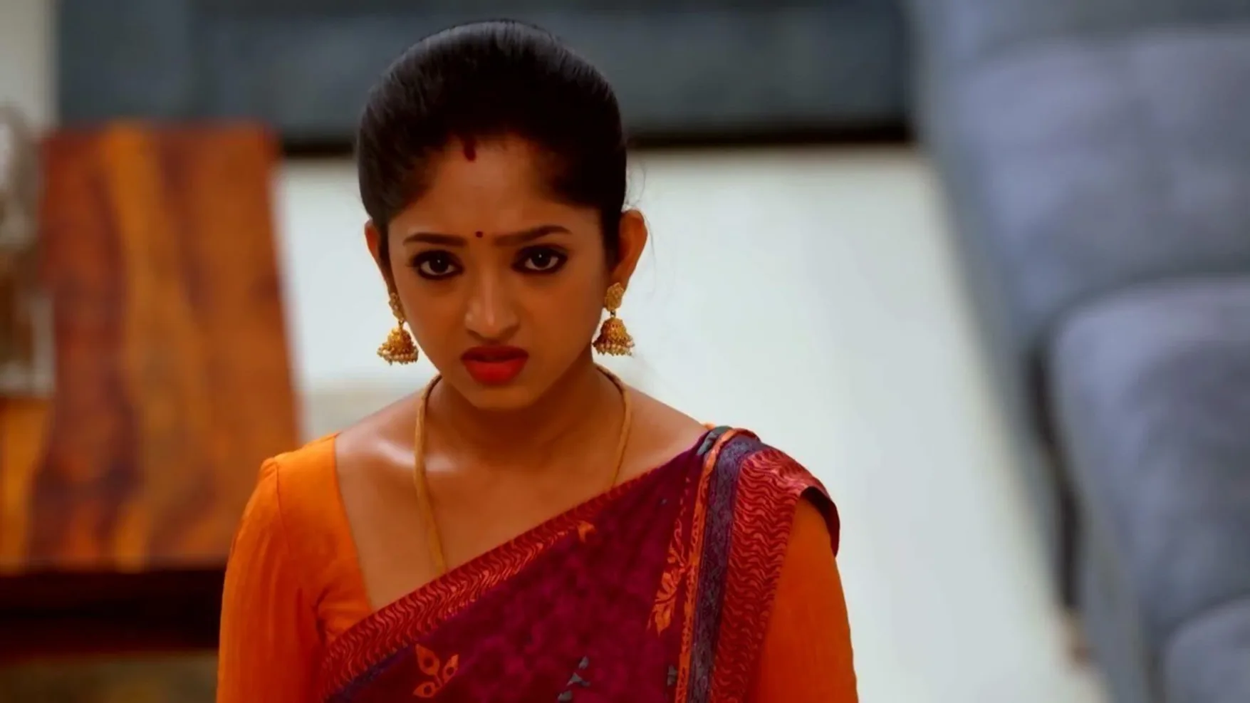 Watch Ninaithale Inikkum TV Serial Webisode of 2nd June 2023 Online on ZEE5