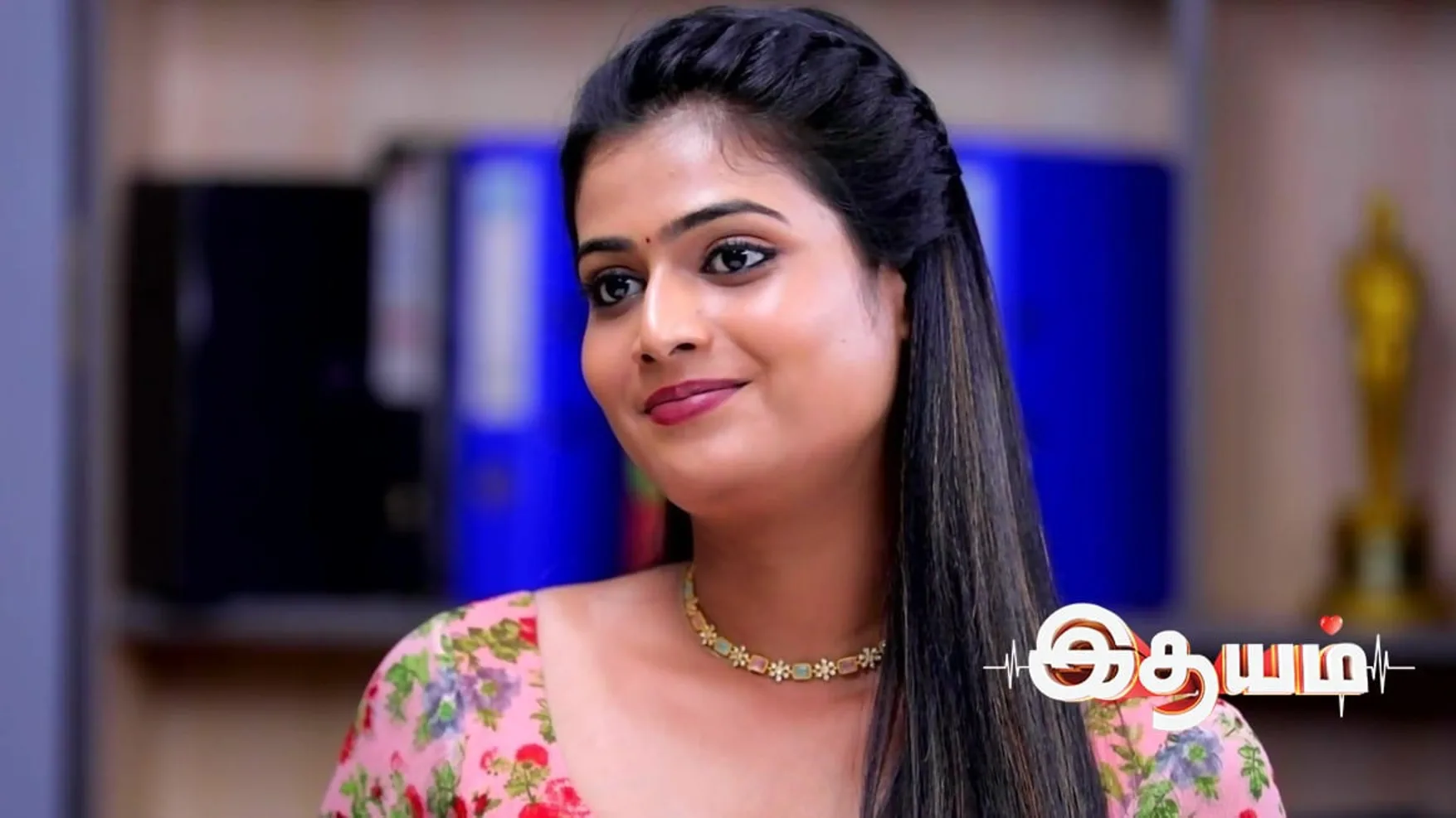 Watch Idhayam TV Serial 16th October 2023 Full Episode 42 Online on ZEE5
