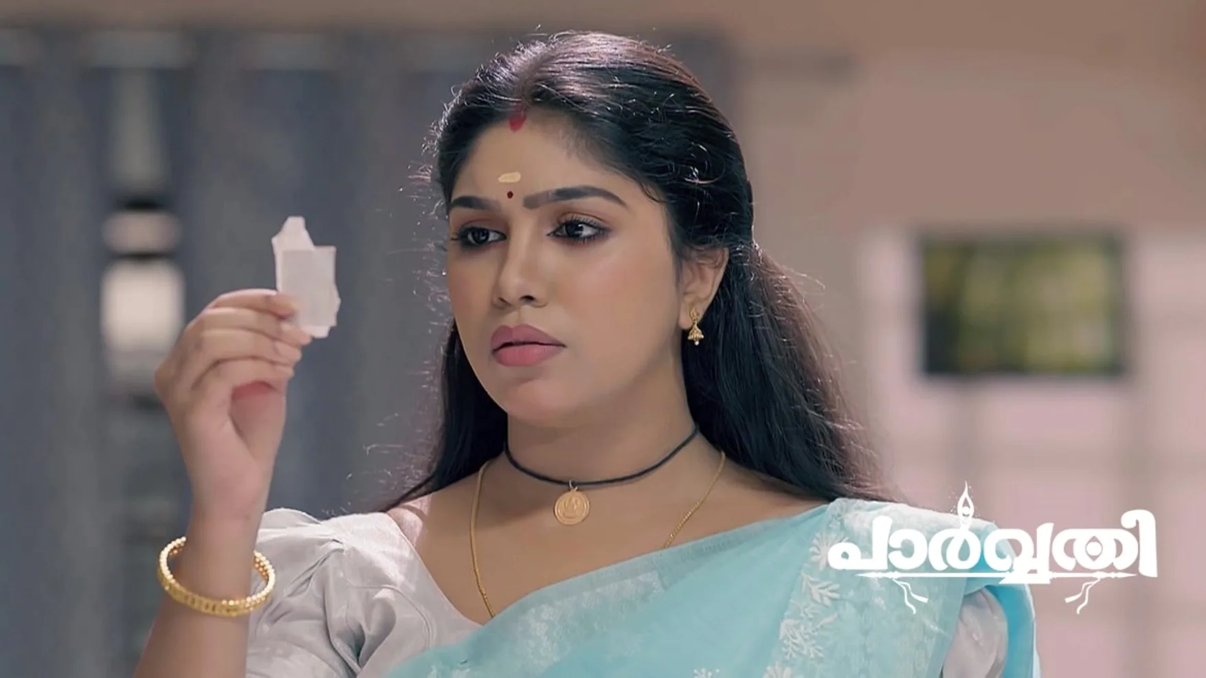 Watch Parvathy TV Serial 12th March 2024 Full Episode 237 Online on ZEE5