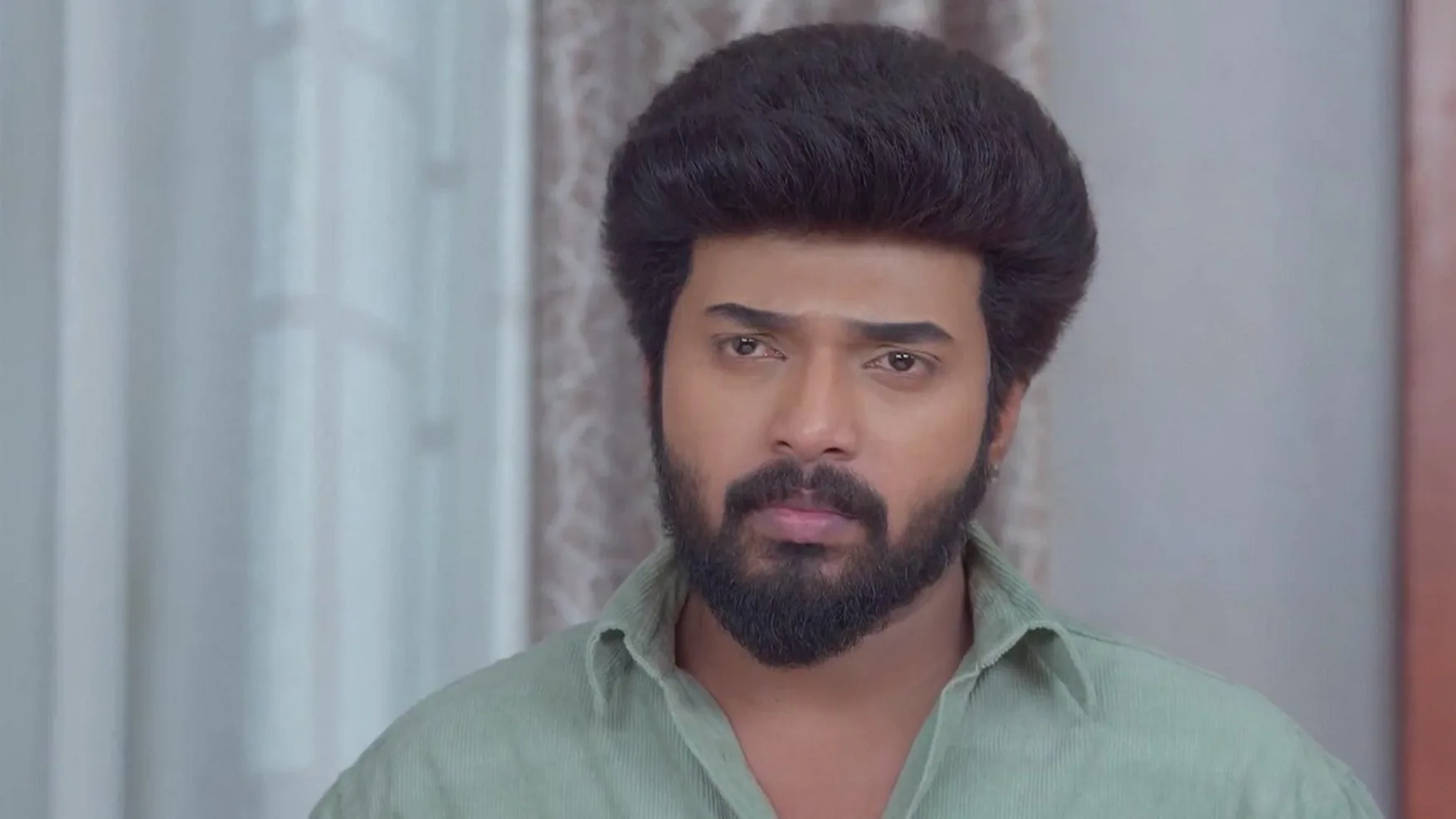 Watch Abhirami Advises Karthikeyan | Karthigai Deepam Karthigai Deepam TV Serial Best Scene of ...