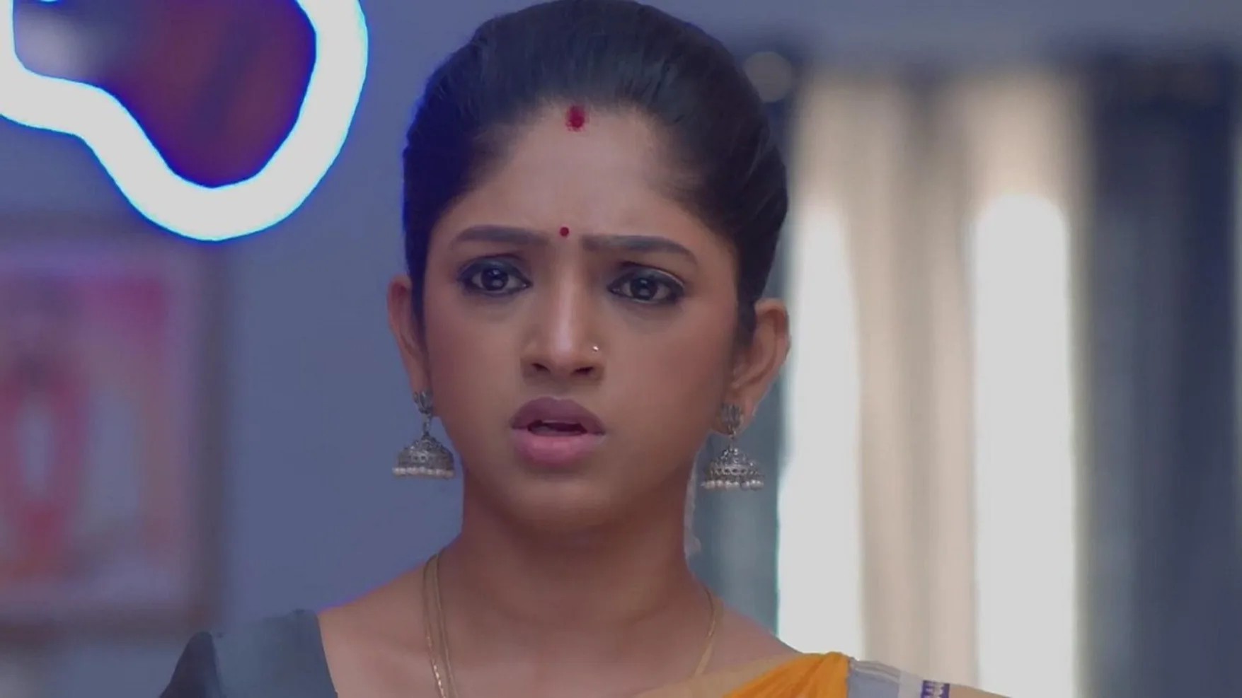 Watch Ninaithale Inikkum TV Serial Webisode of 8th May 2024 Online on ZEE5