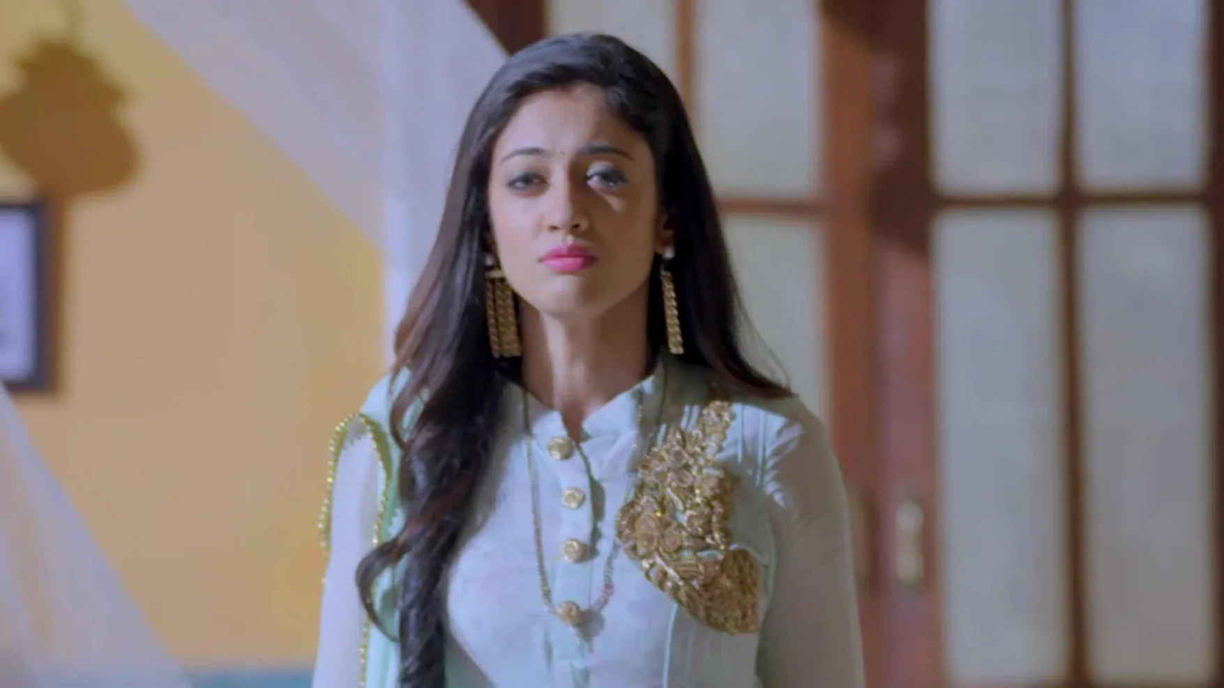 Watch Kaleerein TV Serial 10th May 2018 Full Episode 64 Online on ZEE5