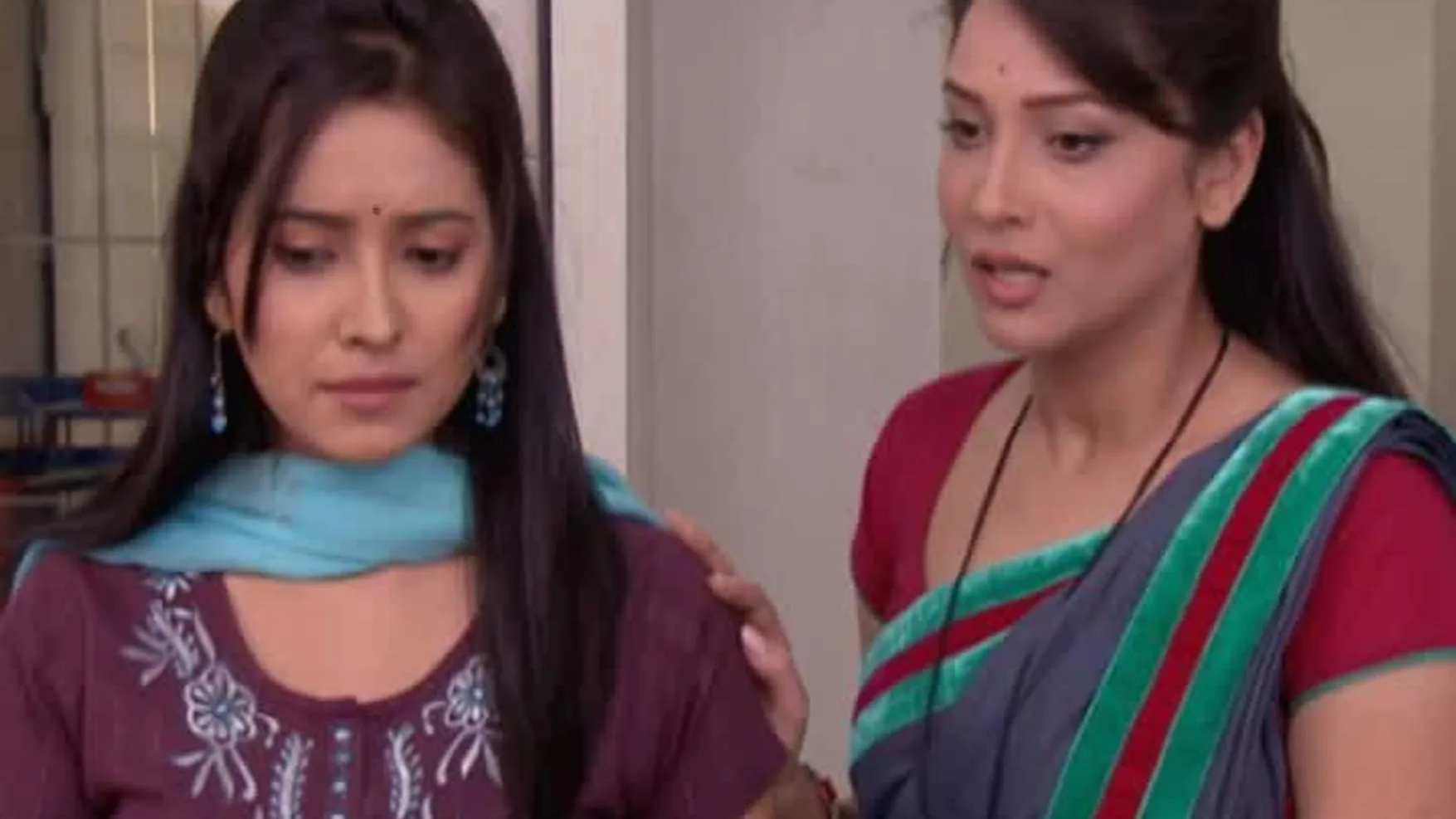 Watch Pavitra Rishta TV Serial 17th January 2012 Full Episode 699 ...