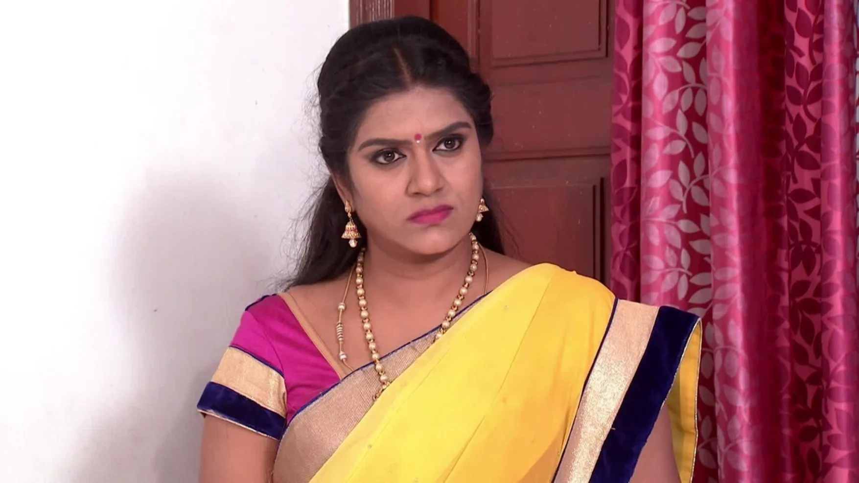 Watch Muddha Mandaram TV Serial 24th August 2018 Full Episode 1171 ...