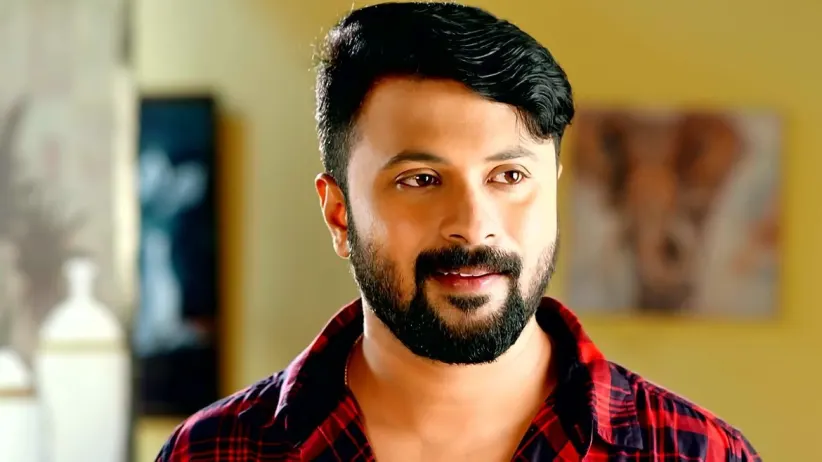Watch Inti Guttu TV Serial 30th July 2022 Full Episode 520 Online on ZEE5