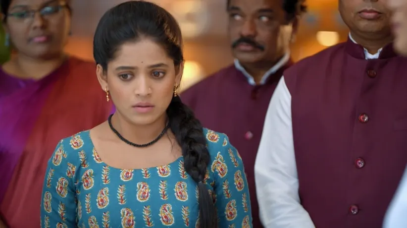 Watch Paaru TV Serial 12th March 2024 Full Episode 26 Online on ZEE5