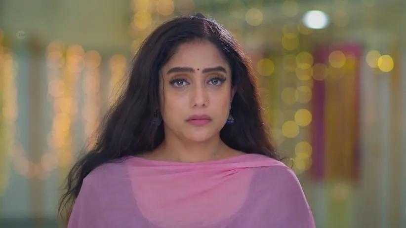 Watch Ninaithen Vandhai TV Serial 8th September 2024 Full Episode 168 Online on ZEE5