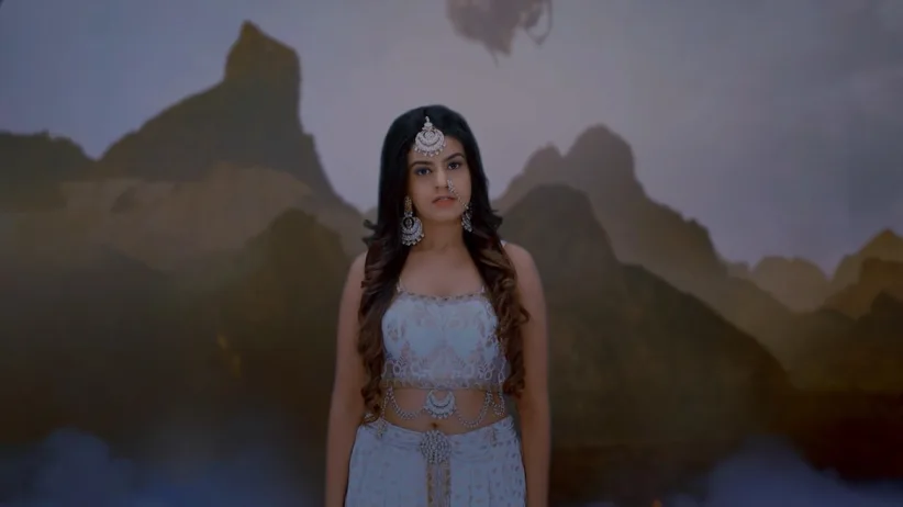 Watch Nagini TV Serial 20th August 2020 Full Episode 60 Online on ZEE5